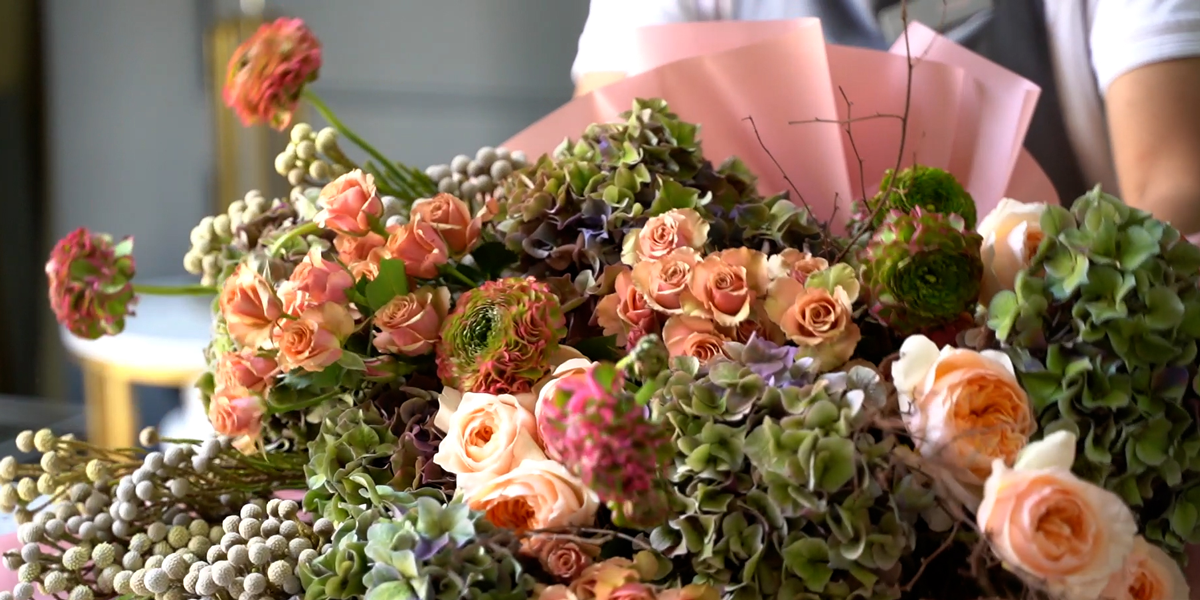 Useful Tips On Flower Arranging For Beginners | Darcey Flowers